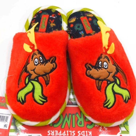 SG Companies | Shoes | Nwt Dr Seuss Grinch Max Dog Unisex Grinch ...